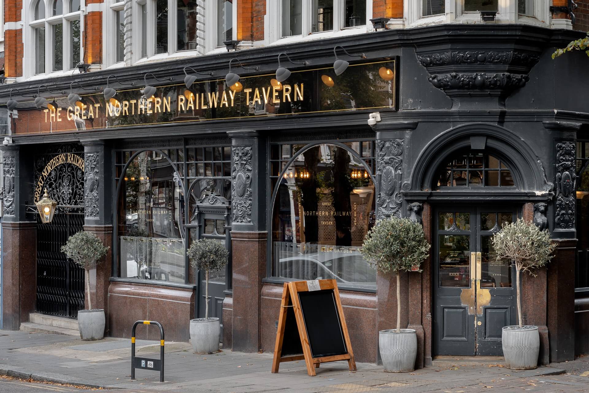 Great Northern Railway Tavern - Fuller's Pub and Restaurant in Hornsey ...